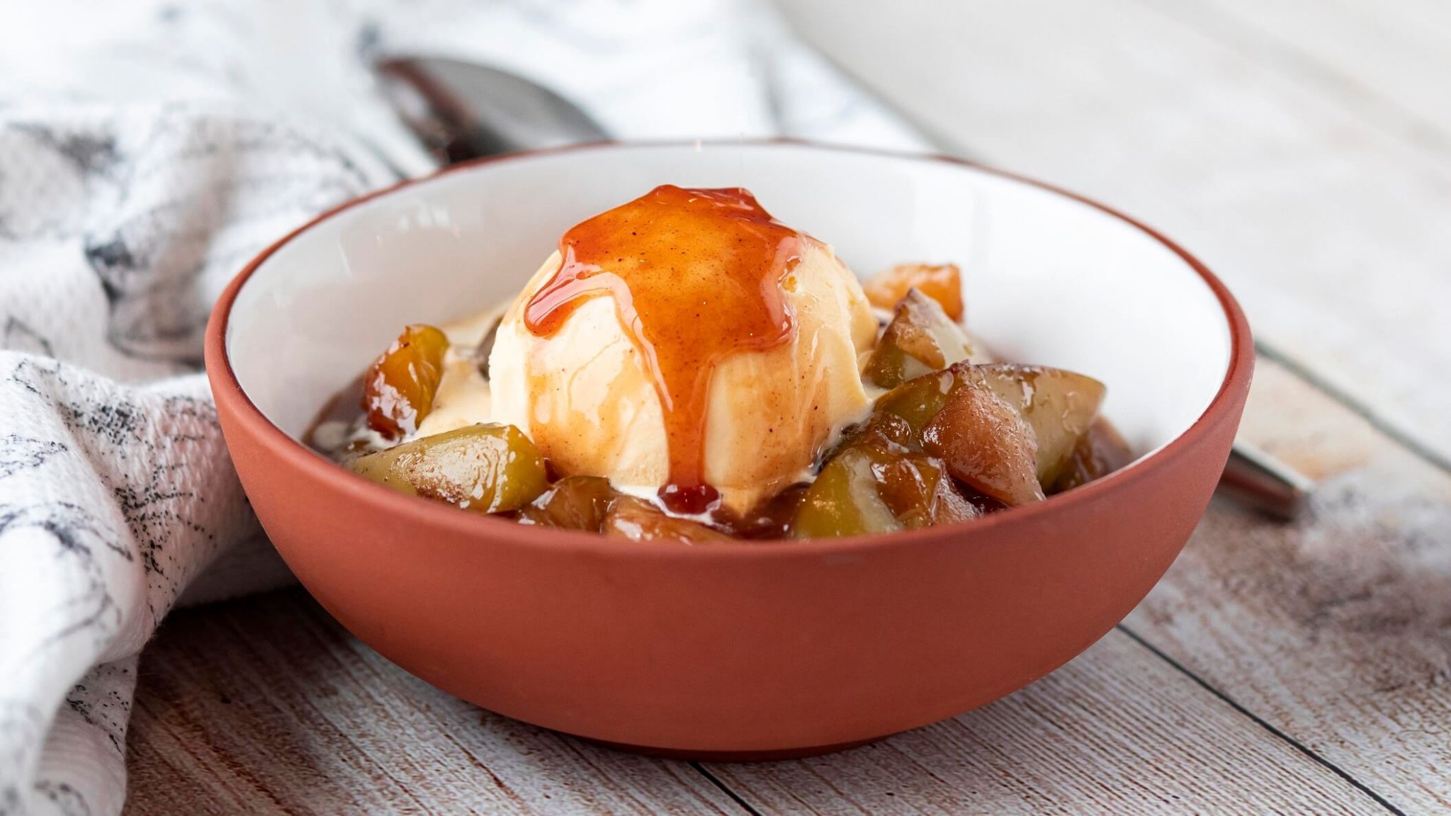 Our Ohio Recipe: Baked Honey Cinnamon Apples